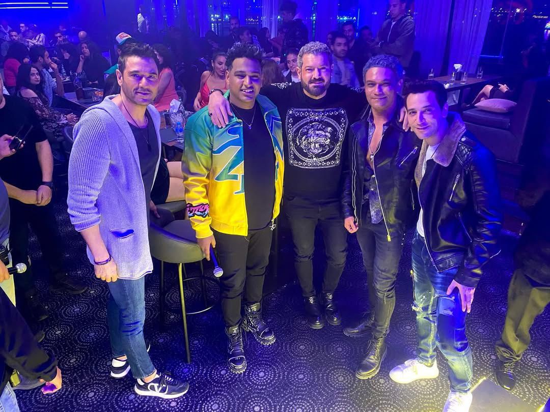 إسلام شيندي يتصدر صفحات ليفربول الرسمية بأغنيته "مايتخفش علينا" ويحقق ...